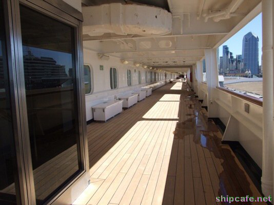 Lower Promenade Deck - Maasdam Photologue - Steve J. Garrod