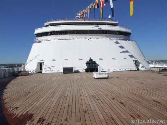 Lower Promenade Deck - Maasdam Photologue - Steve J. Garrod