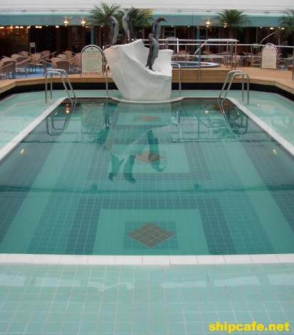 Oosterdam Pools: Ladders or Stairs?? - Holland America Line - Cruise ...