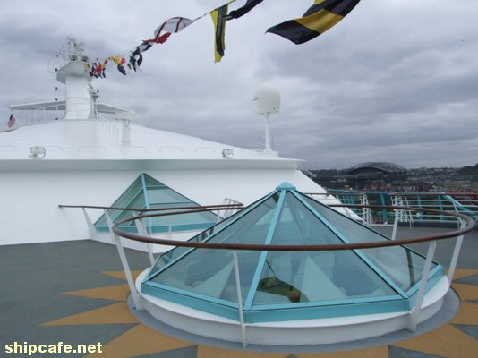 Vision of the Seas Photologue - Deck Ten - Steve J. Garrod