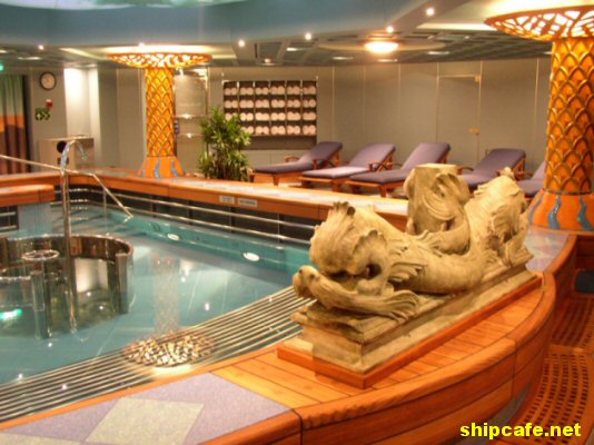 Oosterdam Pools: Ladders or Stairs?? - Holland America Line - Cruise ...